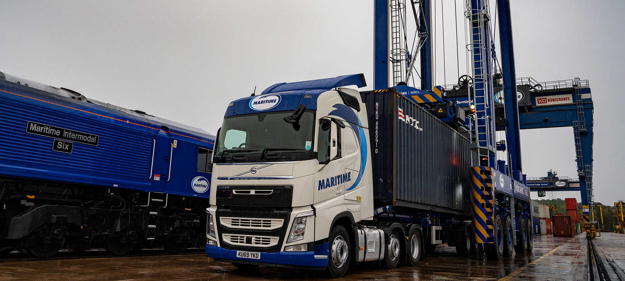 New straddle carriers up and running at Maritime’s Midlands terminal